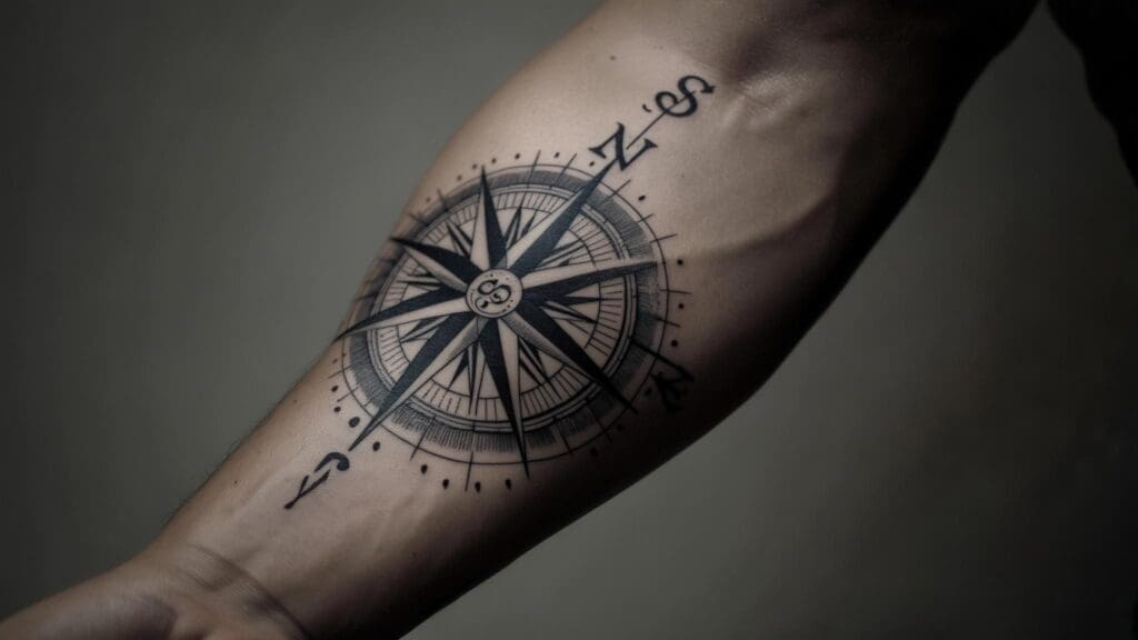 25 Stunning Compass Rose Tattoo Designs | Tattoo Generator IQ